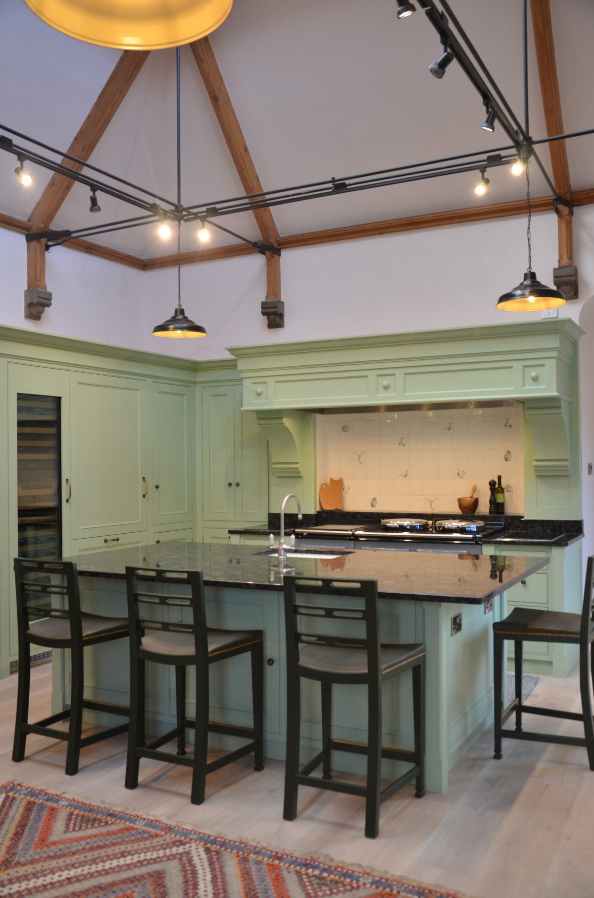 Cedar Kitchen - Tim Jasper Bespoke Kitchens